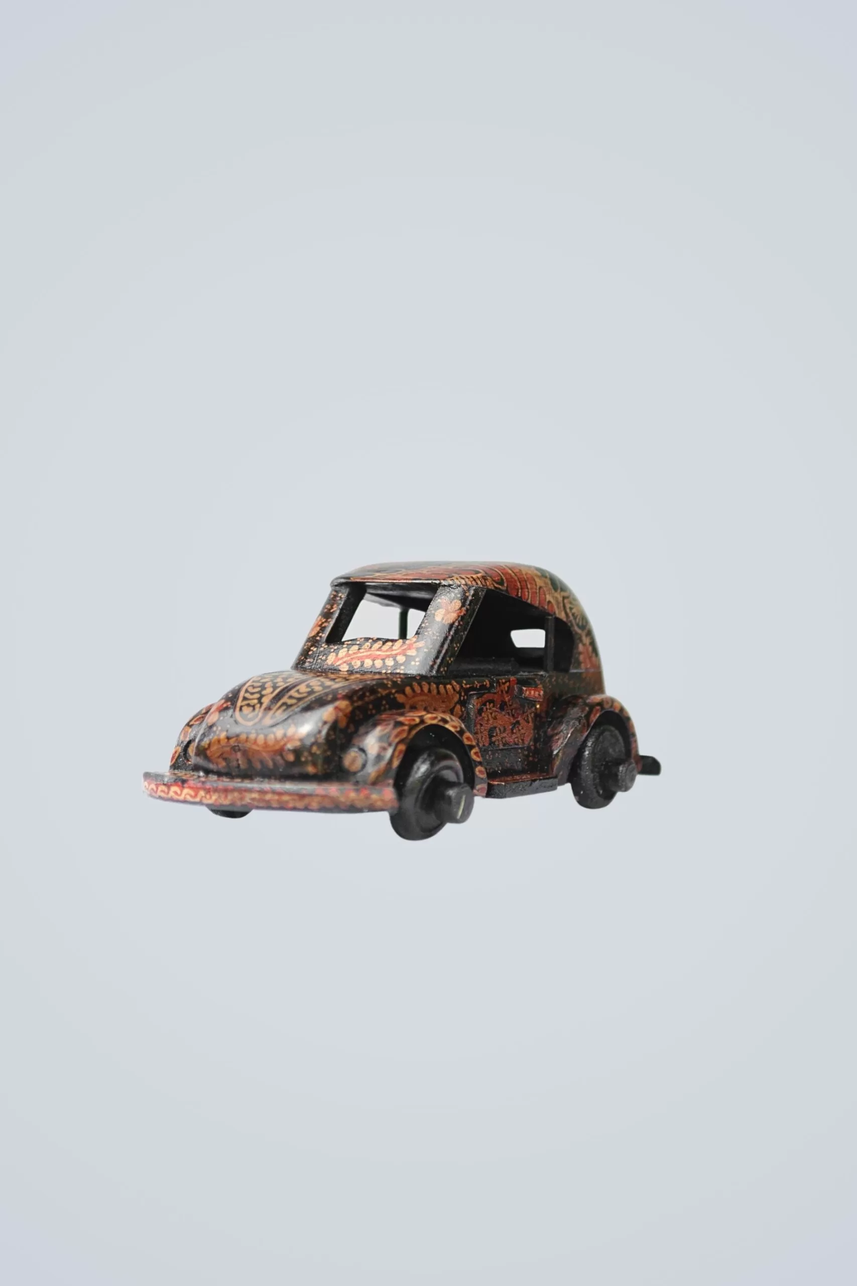Miniatur Mobil VW Kodok Kayu Jati Motif Batik - Warma Store